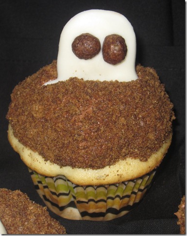Baking And Boys!: Ghostly Cocoa Puffs Cupcakes